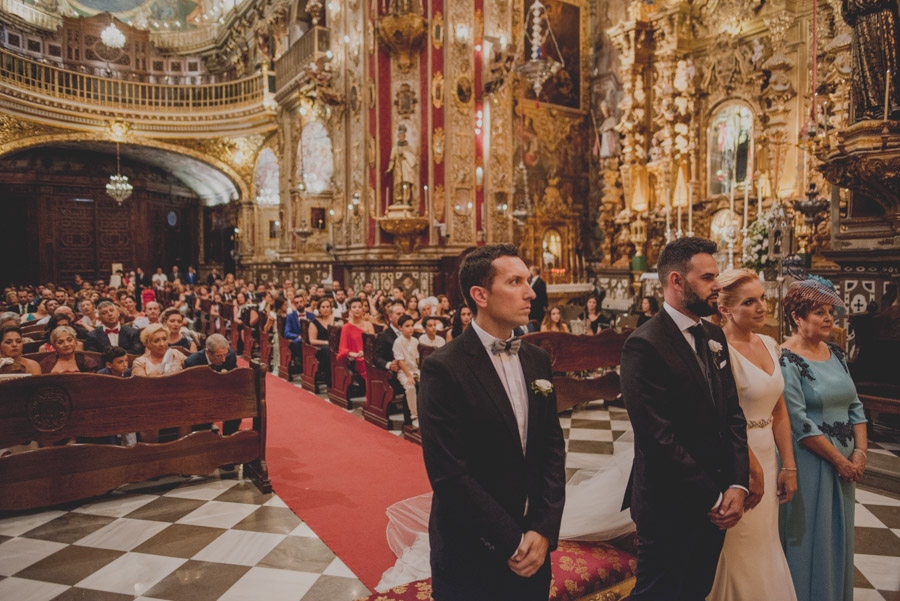 Boda Rocío y Antonio. Basílica de San Juan de Dios. Torre del Rey ...
